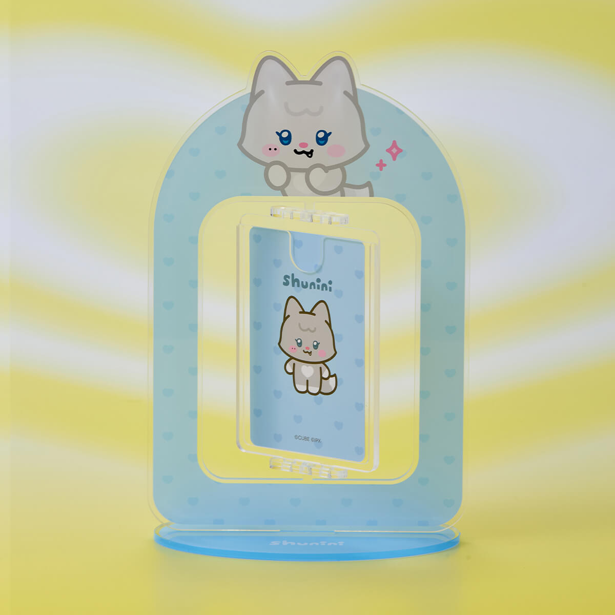 i-dle minini Rotating Acrylic Stand – LINE FRIENDS_US