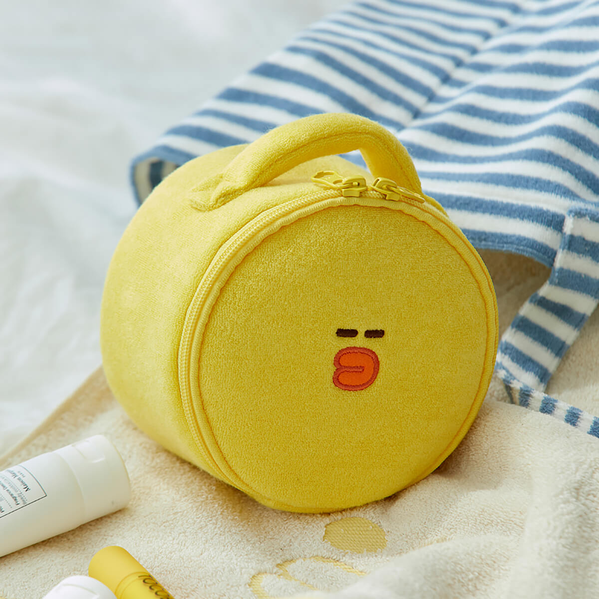 LINE FRIENDS SALLY Lazy Day Multi Pouch – LINE FRIENDS_US